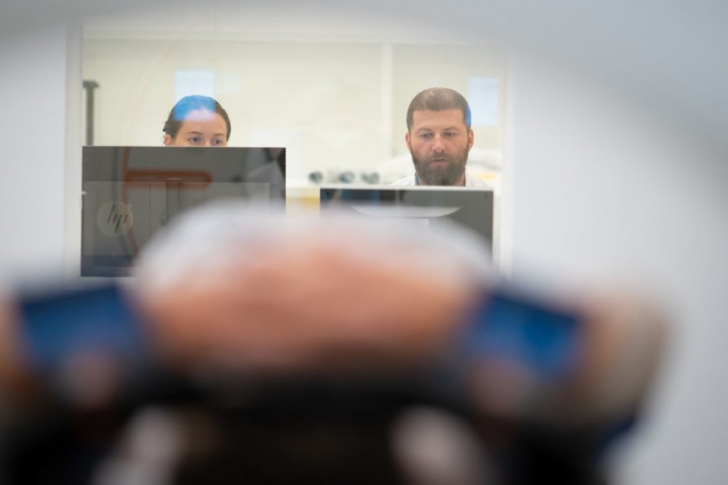 Radioterapie pentru cancer de cap si gat, beneficii si efecte adverse